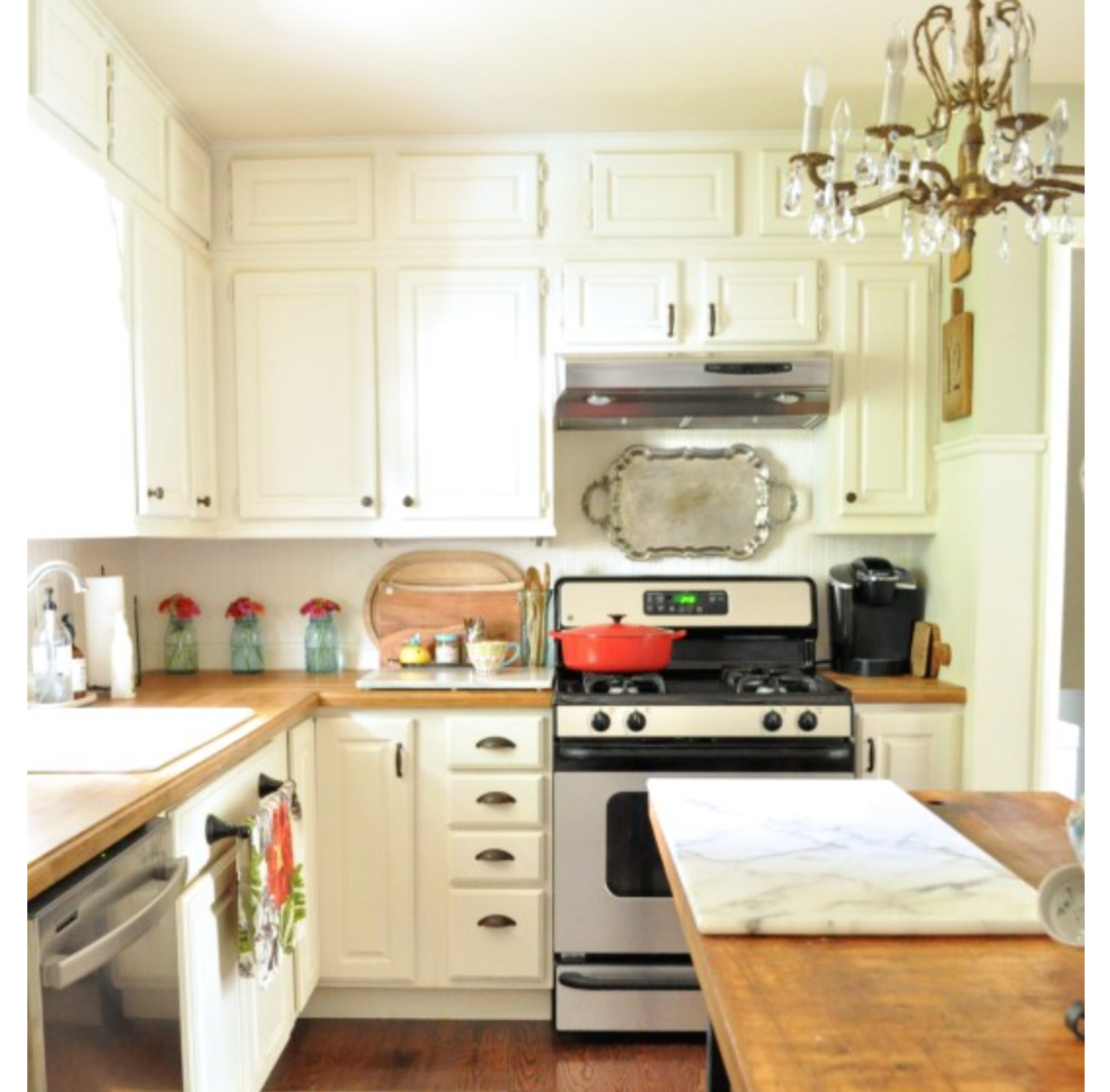 A mirror behind the stove? Sure! – Boulevard West